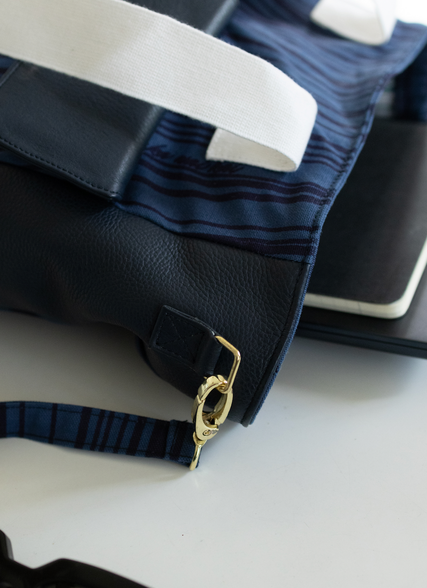 Limu 'Ele'ele | Traveler's Bag - navy - *ASF*
